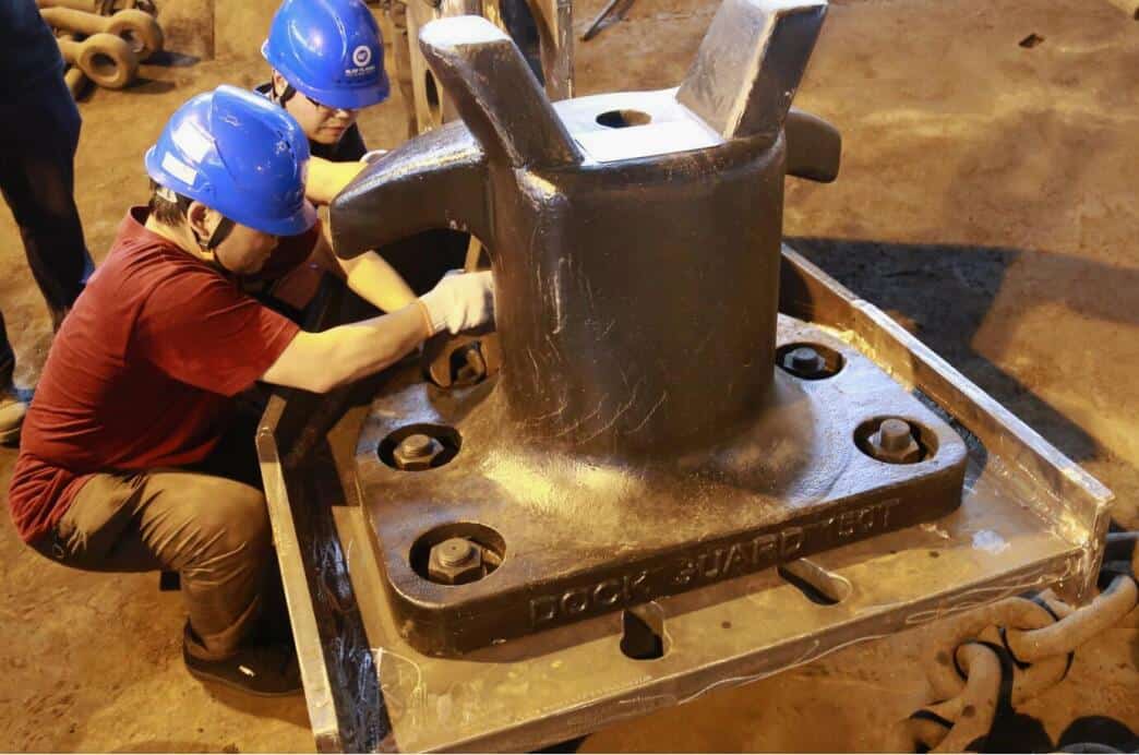 150T staghorn bollard 4pcs load test from -10° - +75° before delivery